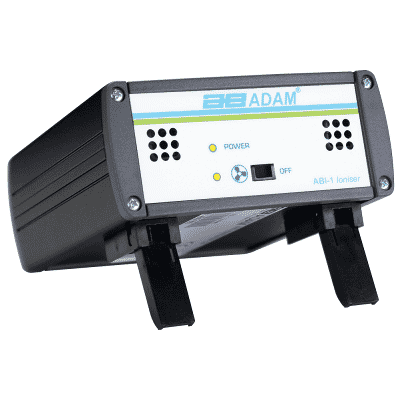 Using an Ionizer to Reduce Static Electricity during Weighing